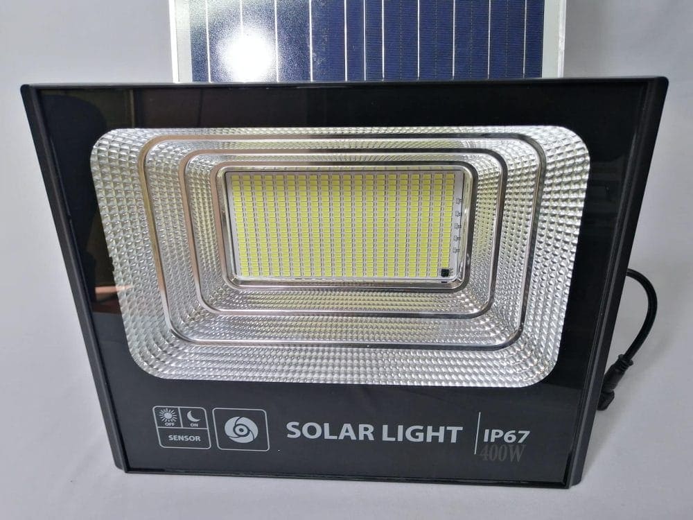 400 Watts Heavy Duty Solar Floodlight High Conversion Solar